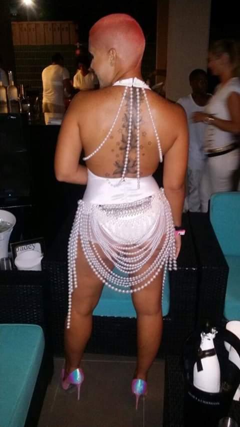 D'LORAN EXCLUSIVE - COSTUMES